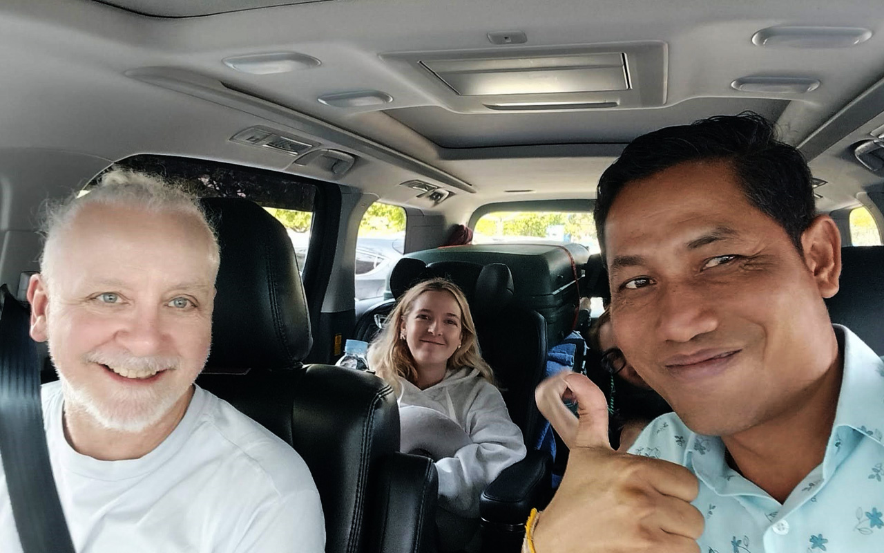 Kampong Chhnang to Siem Reap - Private Taxi - Sahaka Travel & Tours